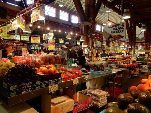 Best Souvenirs from Vancouver & Gifts You Should Buy your Friends