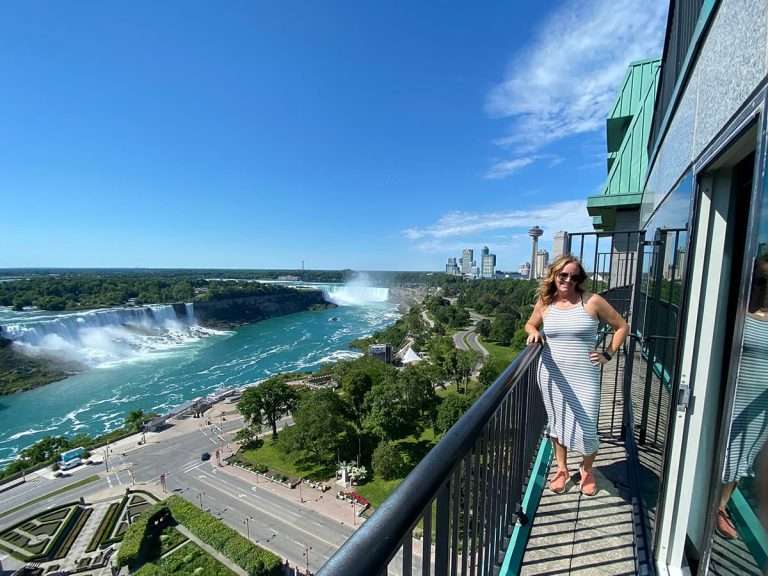 50+ Perfect Niagara Falls Captions for Instagram | Carpe Diem OUR Way ...